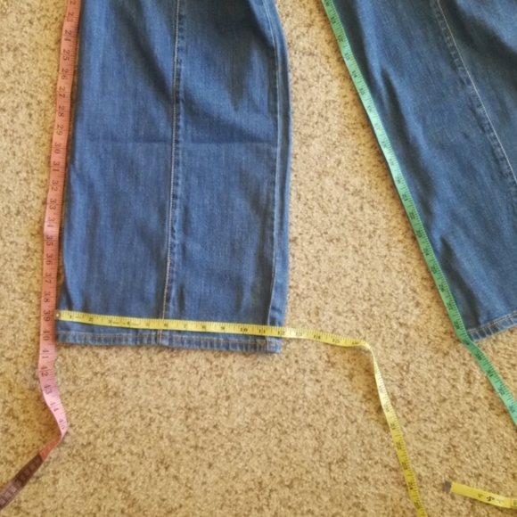 Anthropologie | Jeans | Anthro Current Air Ruffle Shoulder Denim ...